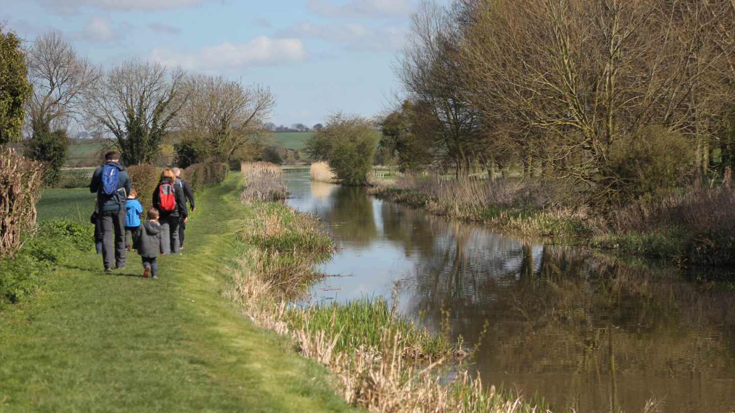 Tapton Lock, Chesterfield Canal - The Inland Waterways Association