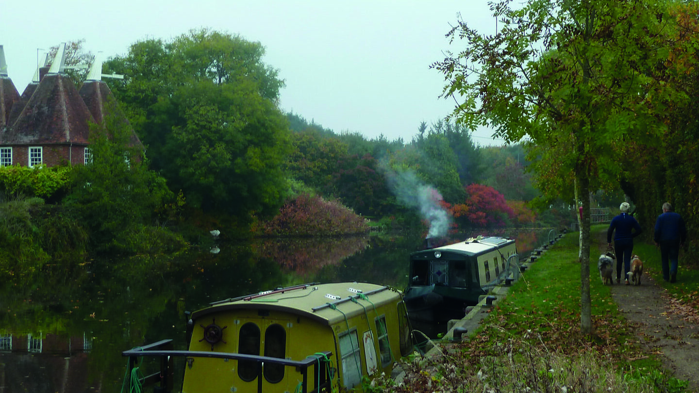 Tonbridge Rail Bridge - Inland Waterways