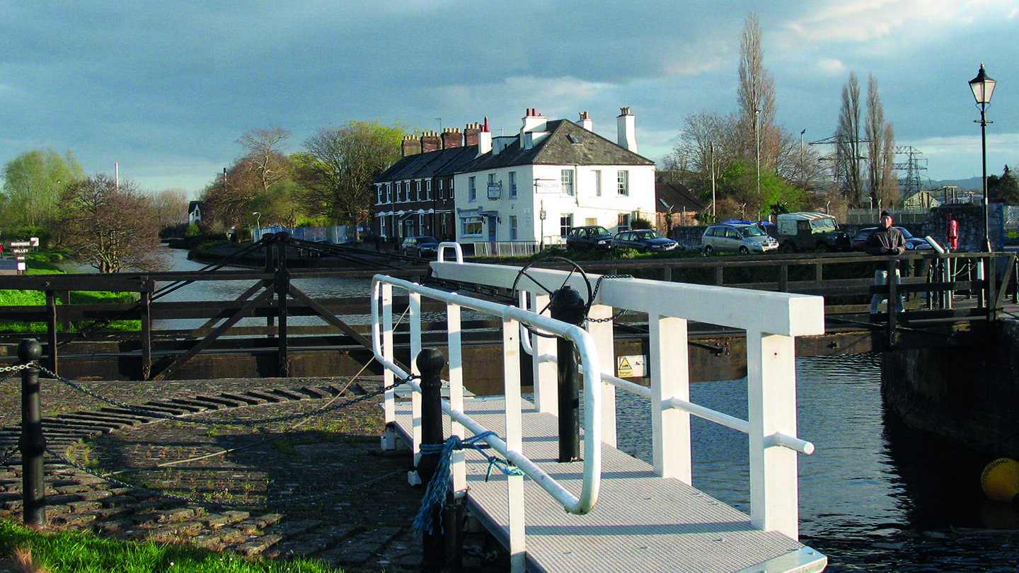 Exeter City Basin, Exeter Ship Canal - The Inland Waterways Association