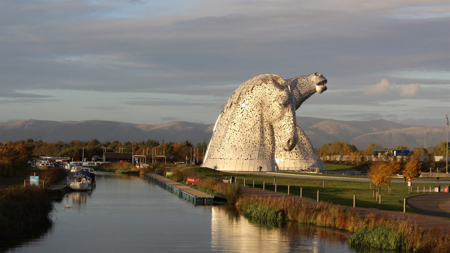 Bowling Basin, Forth & Clyde Canal - The Inland Waterways Association