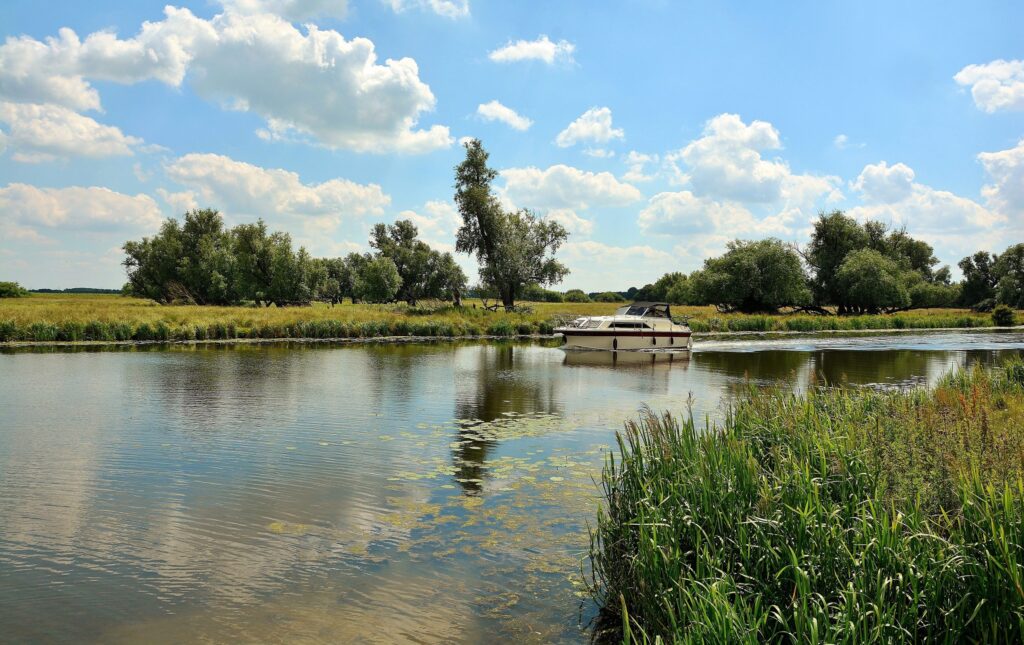 River Great Ouse - The Inland Waterways Association