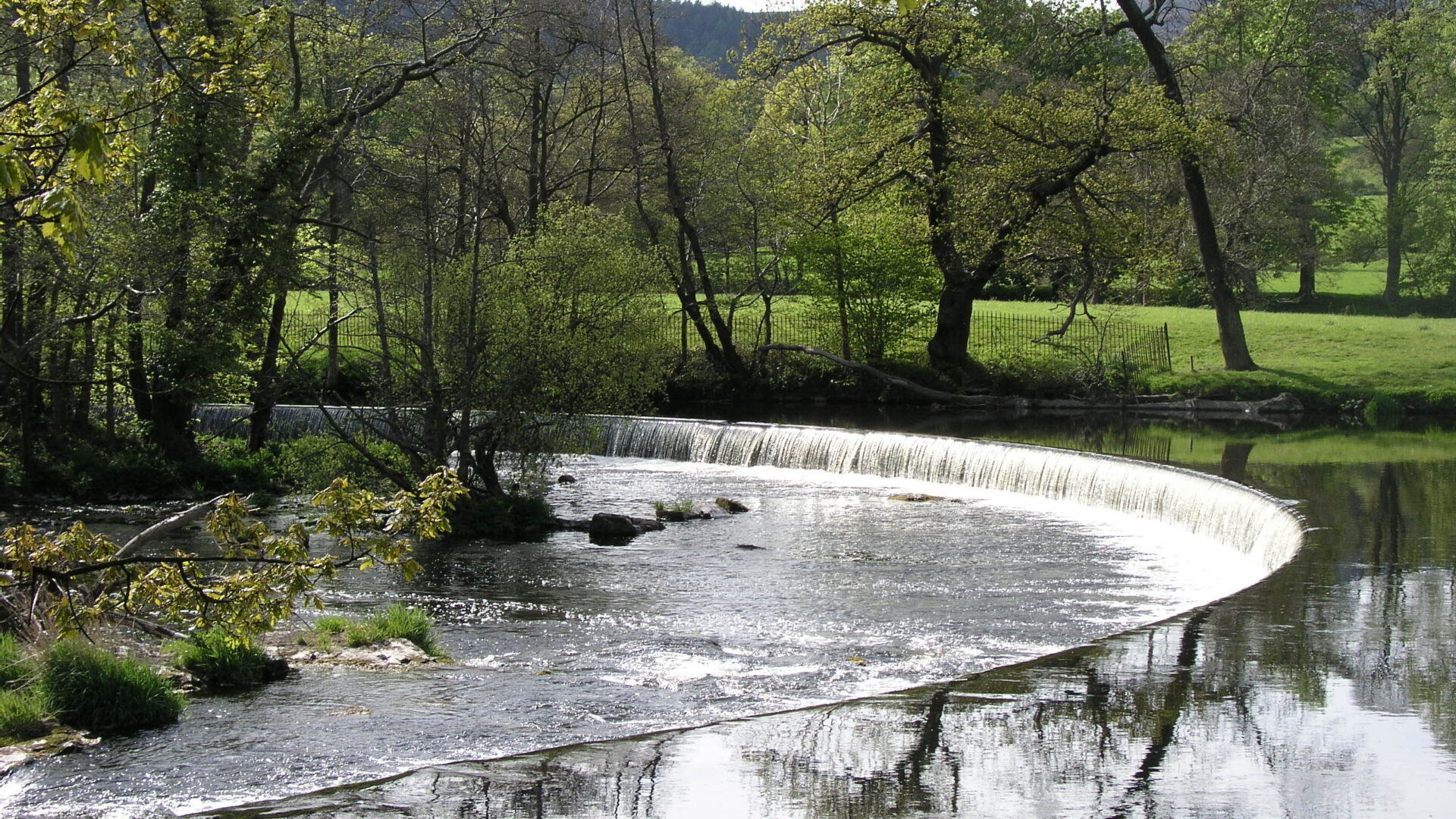 River Dee - The Inland Waterways Association
