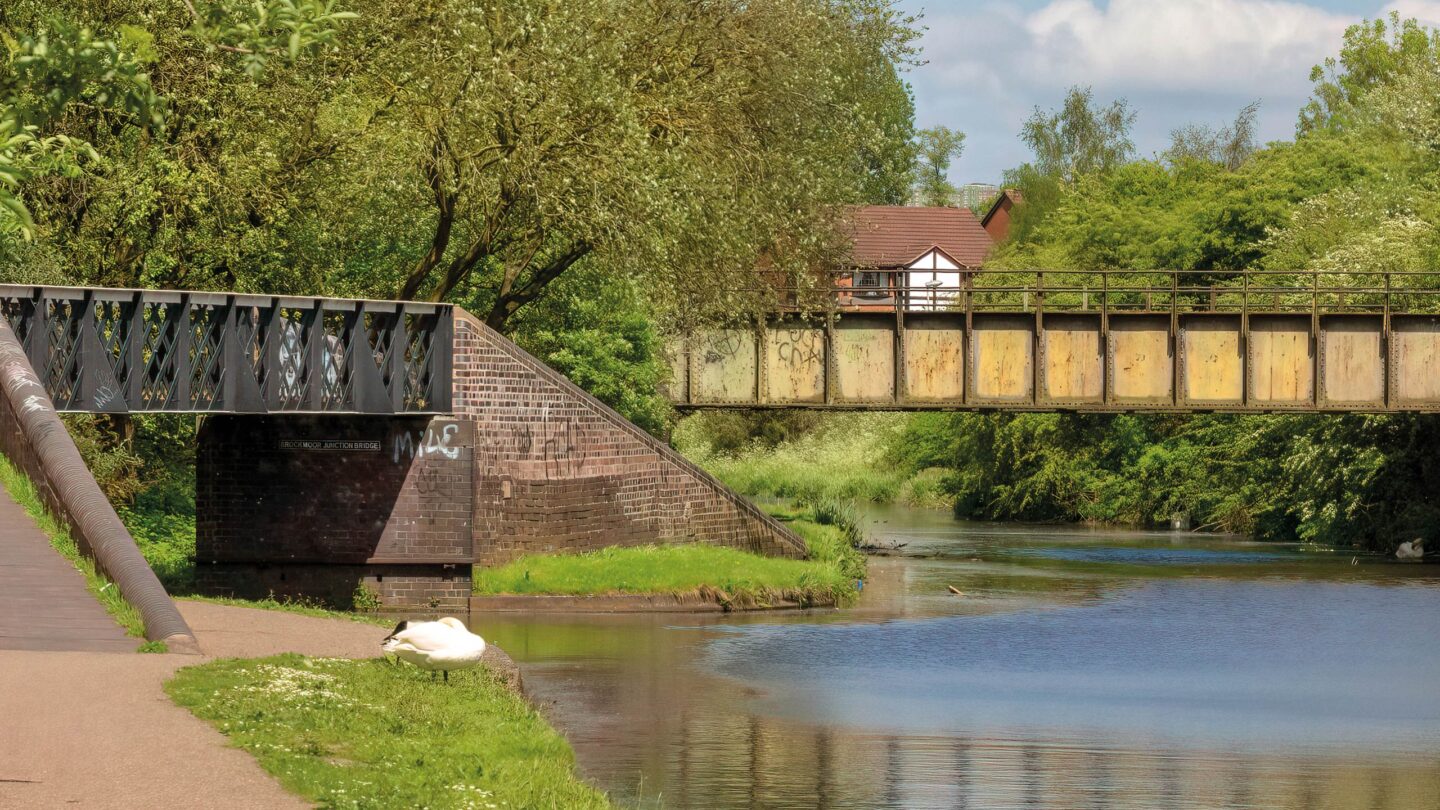 Stourbridge Canal - The Inland Waterways Association