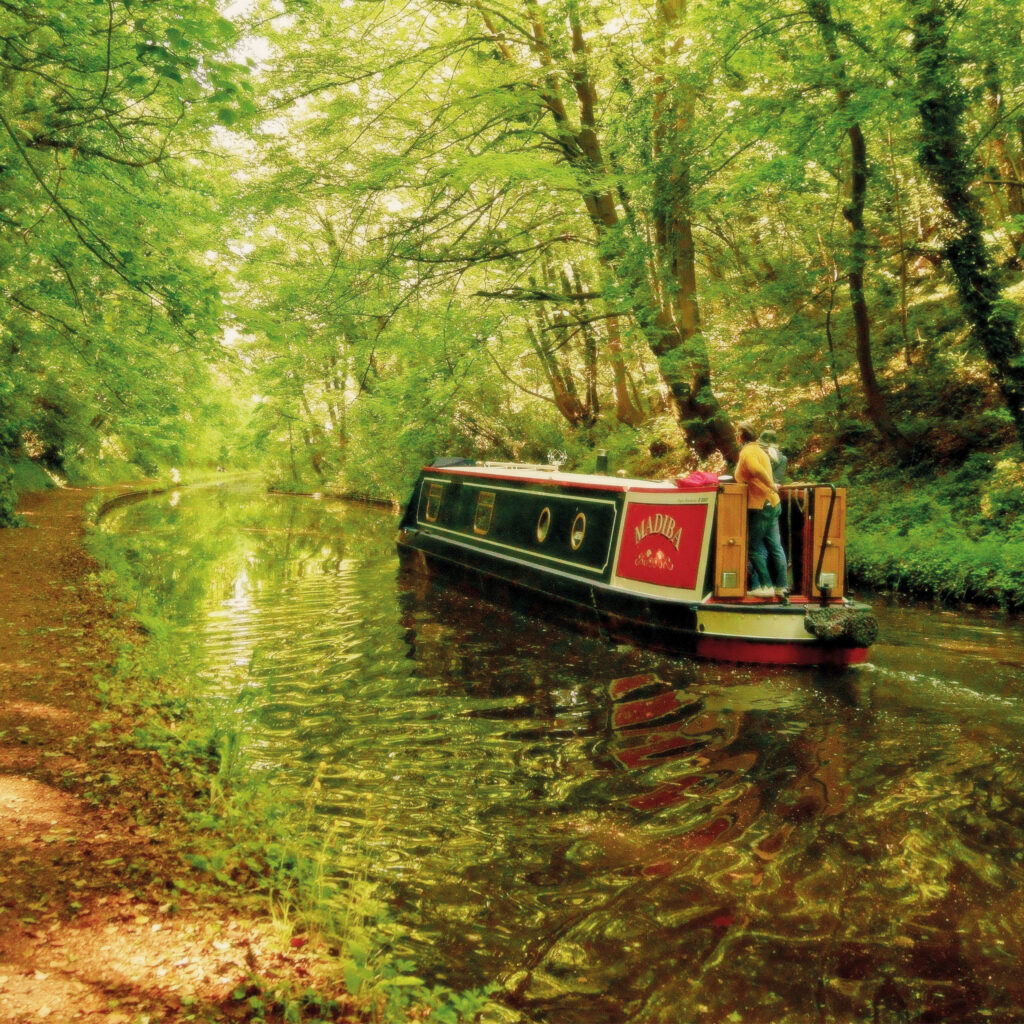 Sustainable boating - The Inland Waterways Association