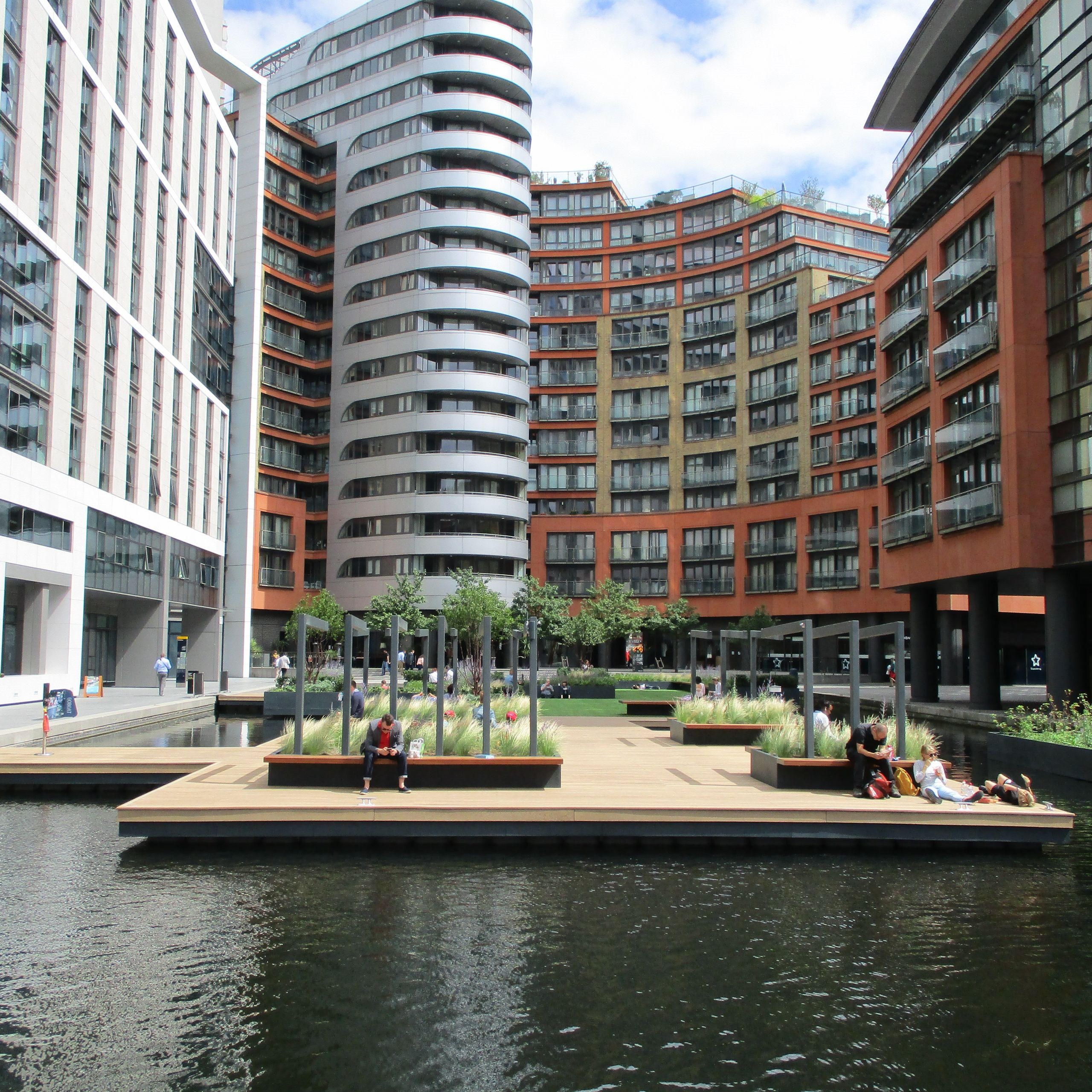 Briefing note: Stuctures or Craft Impeding the Navigation - The Inland ...