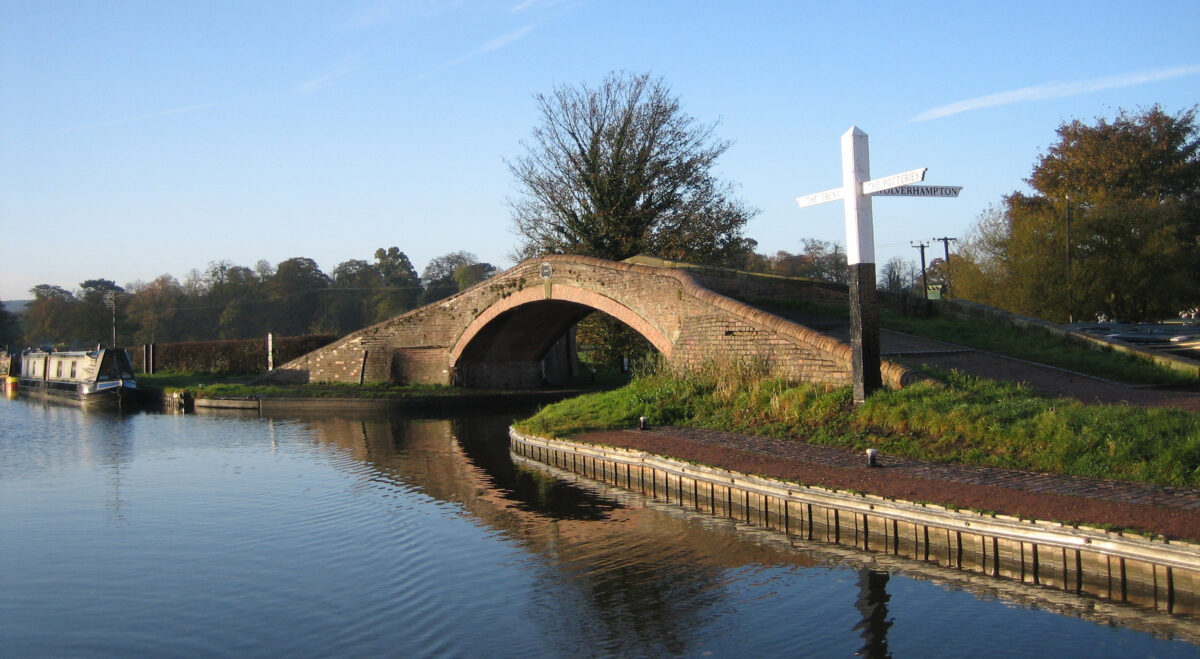 History and heritage of Britain's canal and river bridges - Inland ...