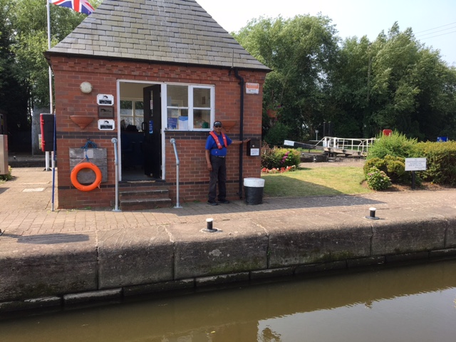 Information Boxes fitted on the Leicester Line - The Inland Waterways ...