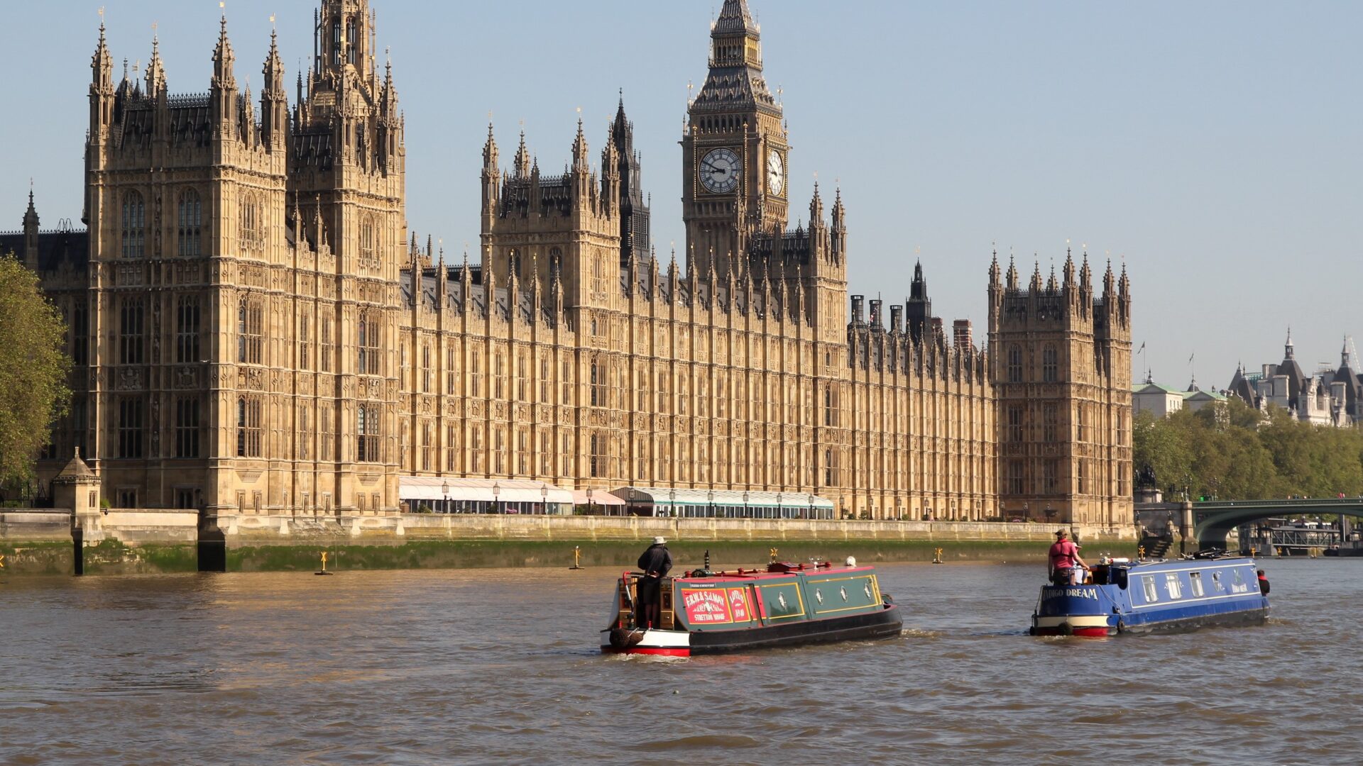 The Pros and Cons of Living Afloat - The Inland Waterways Association