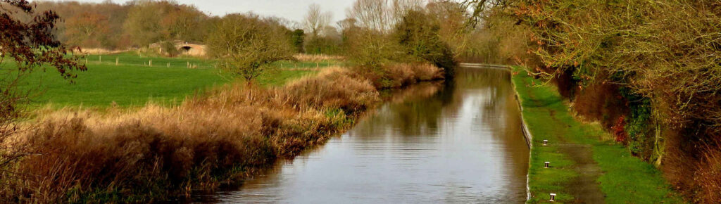 Ravensmoor; the Llangollen Canal & Countryside Walk - The Inland ...