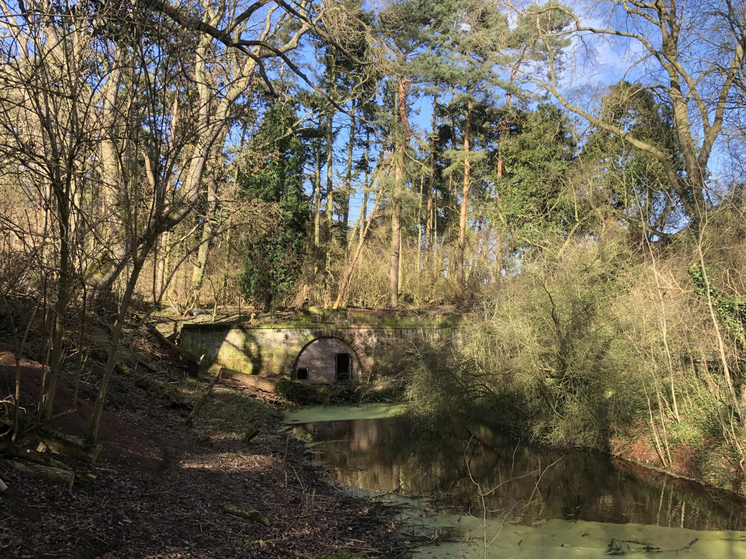London WRG weekend dig - Shrewsbury and Newport Canal - The Inland ...