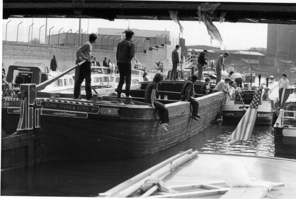 Mystery Photo Challenge - The Inland Waterways Association