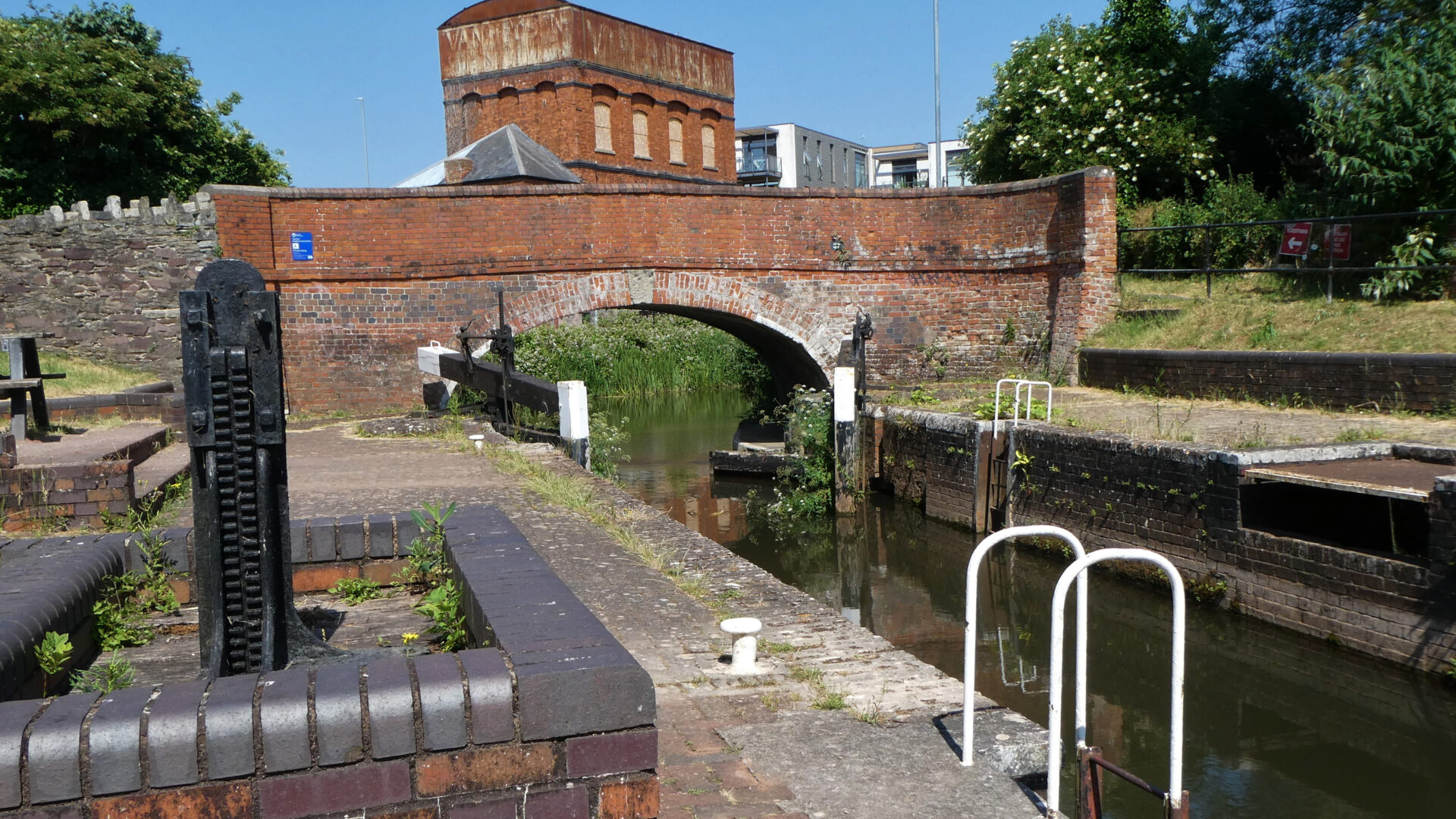 10 things I wish I knew before living on a canal boat - The Inland ...